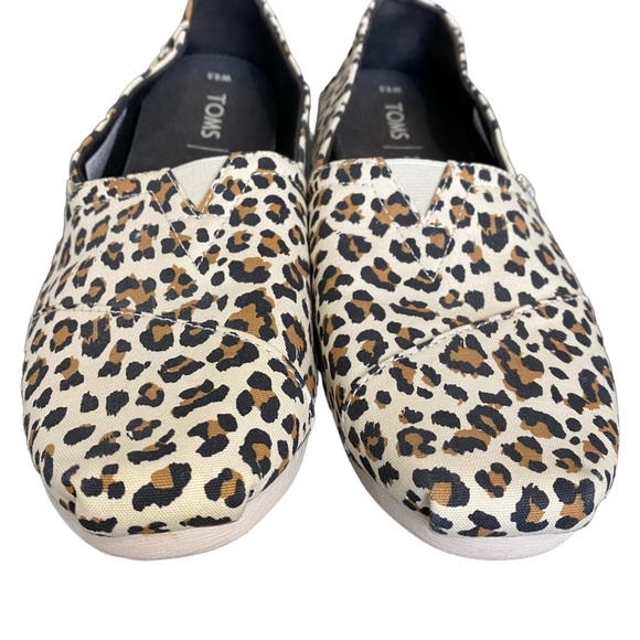 Toms | Shoes | Toms Leopard Print Slipon Loafers Mules Animal Print ...